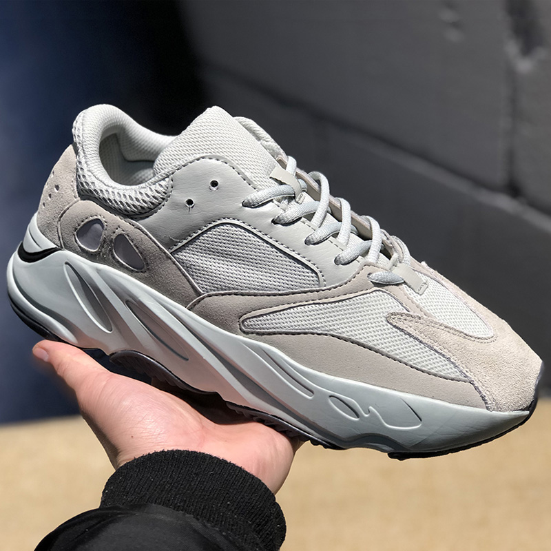 Giày Adidas Yeezy 700 - Hàng nghìn mẫu sản phẩm các thương hiệu lớn